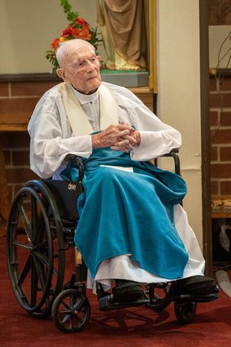 Hometown Heroes: Special Mass for a Legend | Roots | ledger.news