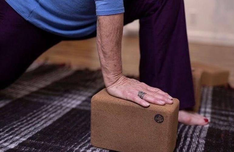 Business Spotlight: The Little Yoga Studio — Yoga to Try | Roots ...