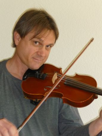 Amador Pickers: The One Man Band: Jonathan Lack | Roots | ledger.news