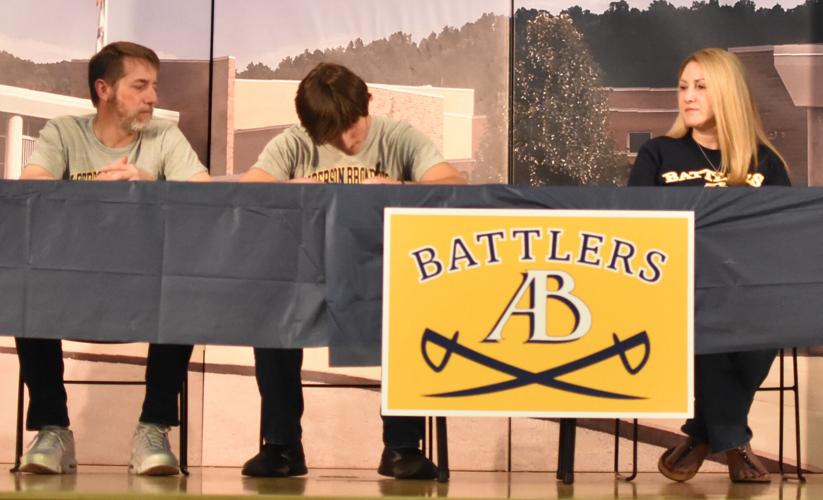Isaiah Koontz inks with Alderson Broaddus | Sports | lincolnjournal.com