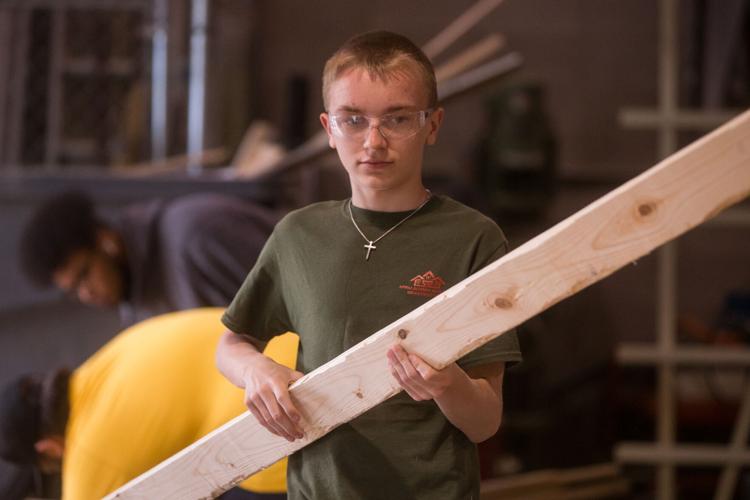 Photos: Carpentry students work on homes at CCCTC | | lincolnjournal.com