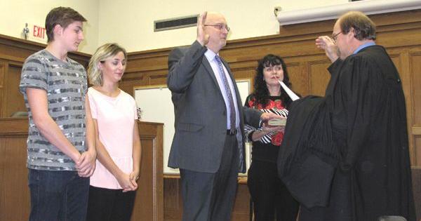 Ron gets robed: New family court judge takes oath of office ahead of 8 ...