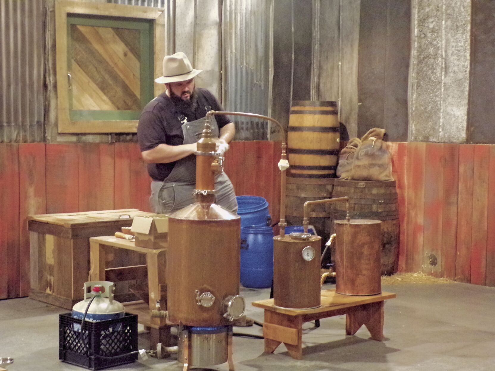 Denver man’s ‘hunka hunka burning love’ steals the show | Arts ...