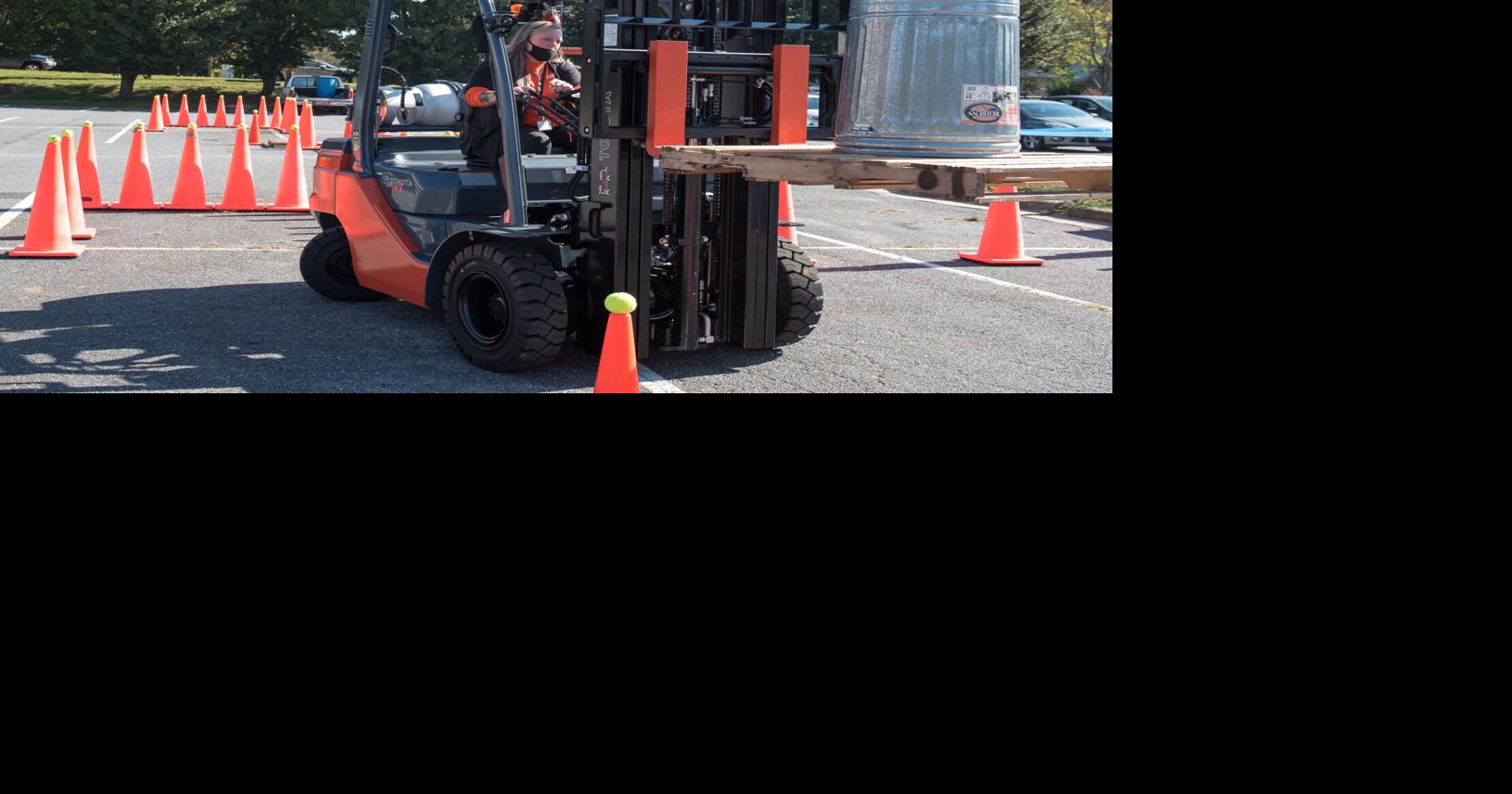 Forklift Rodeo 2020-1.jpg | | lincolntimesnews.com