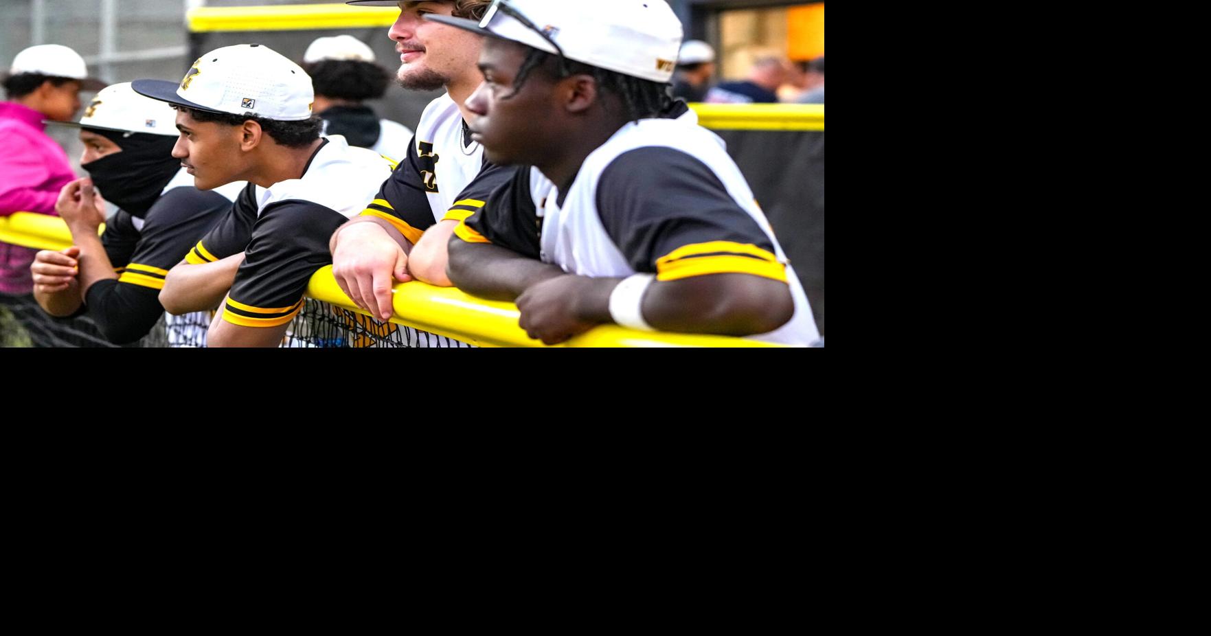 Wolves win third straight----Roundup | Sports | lincolntimesnews.com