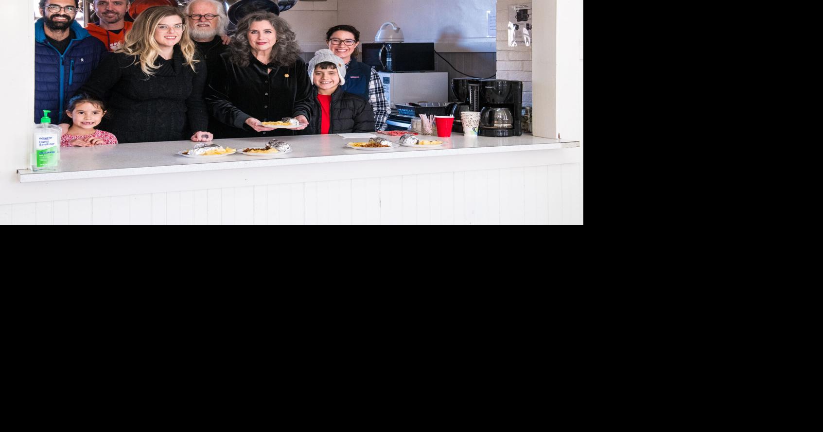 Suttle/Carpenter family help keep the soup kitchen tradition alive ...