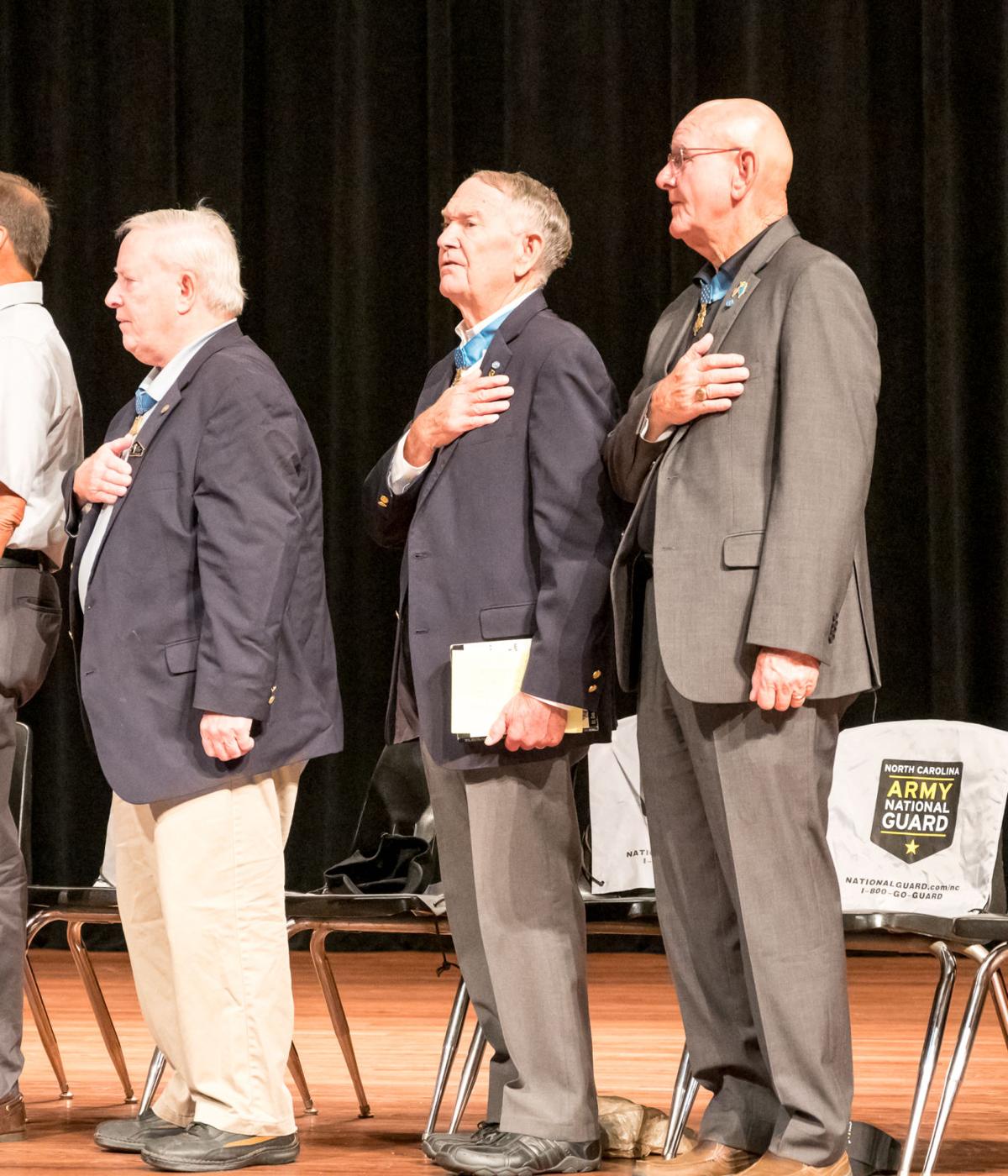 Distinguished vets receive hero’s welcome | News | lincolntimesnews.com