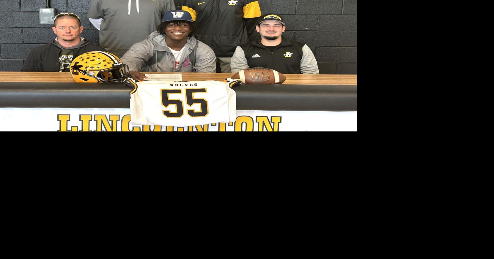 Wolves’ Walker signs with Wingate football | Sports | lincolntimesnews.com