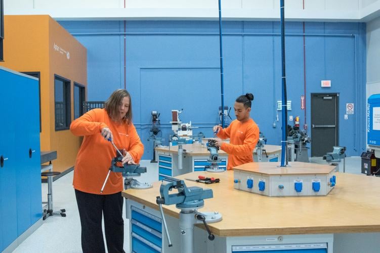 Aptar launches new Technical Education Center | News | lincolntimesnews.com