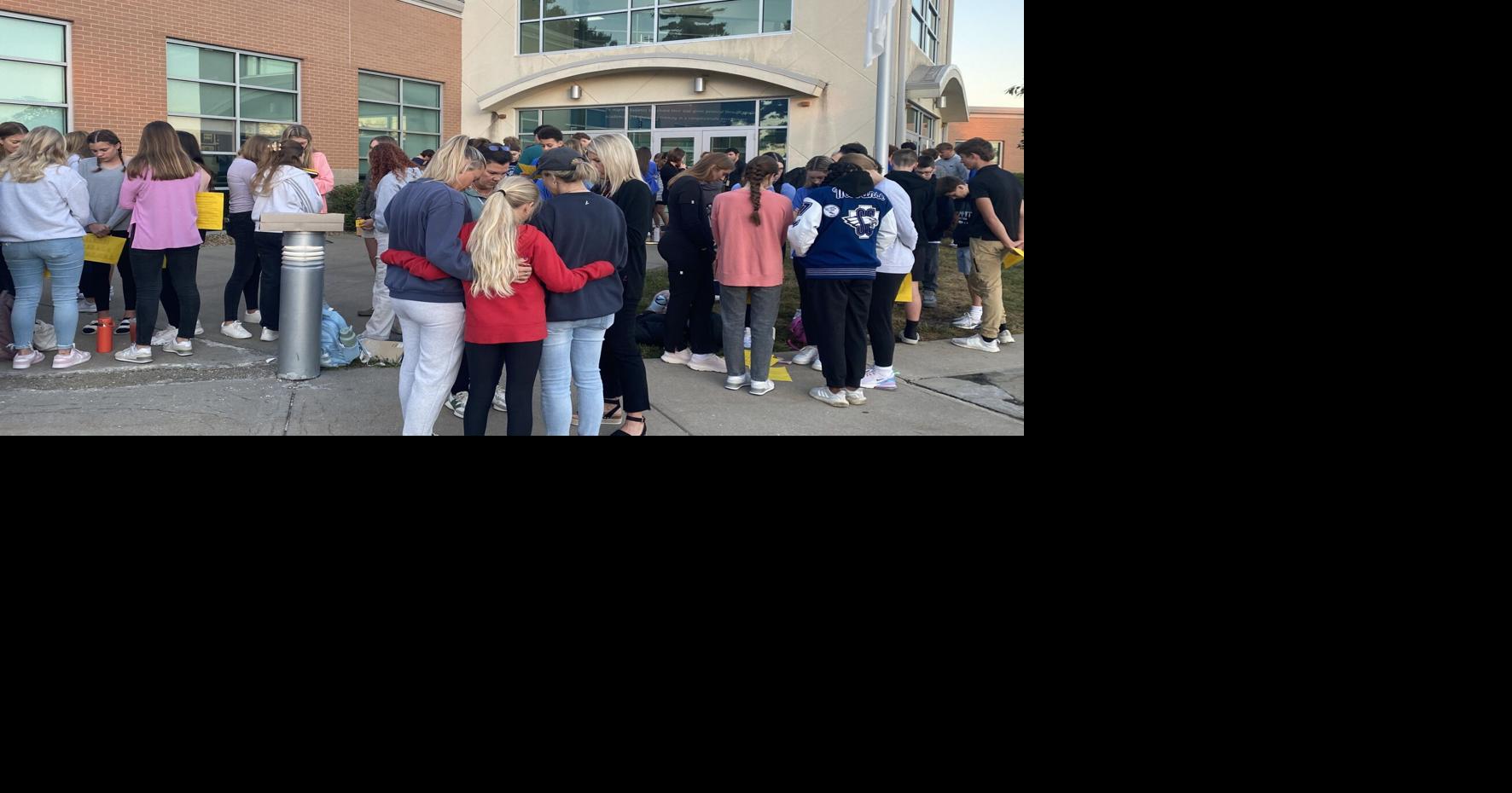 SCA students gather for 'See You at the Pole' | SChools ...
