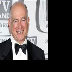 'Family Ties,' 'Spin City' creator Gary David Goldberg dies at 68 ...