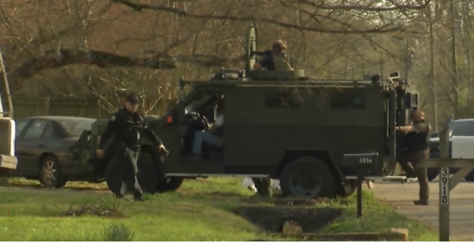 UPDATE: Man arrested following Memphis Dr. SWAT standoff | Local News ...