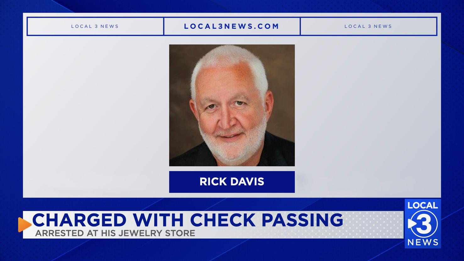 Chattanooga business owner Rick Davis charged with passing worthless ...