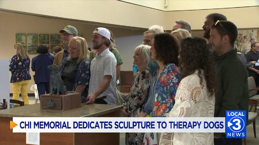 CHI Memorial honors pet therapy dogs with sculpture dedication on ...
