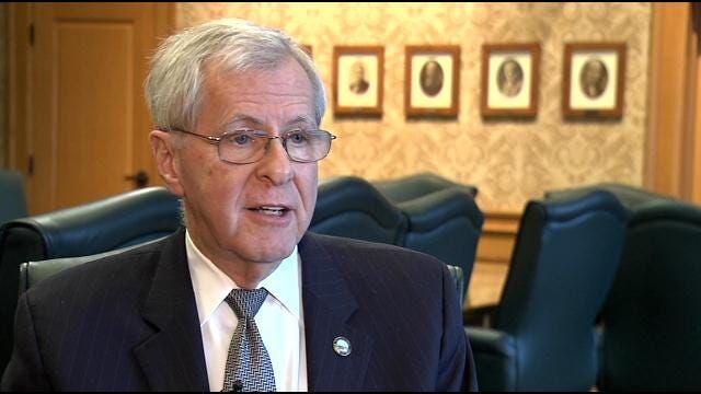 Littlefield reflects on mayorship | What's Trending | local3news.com