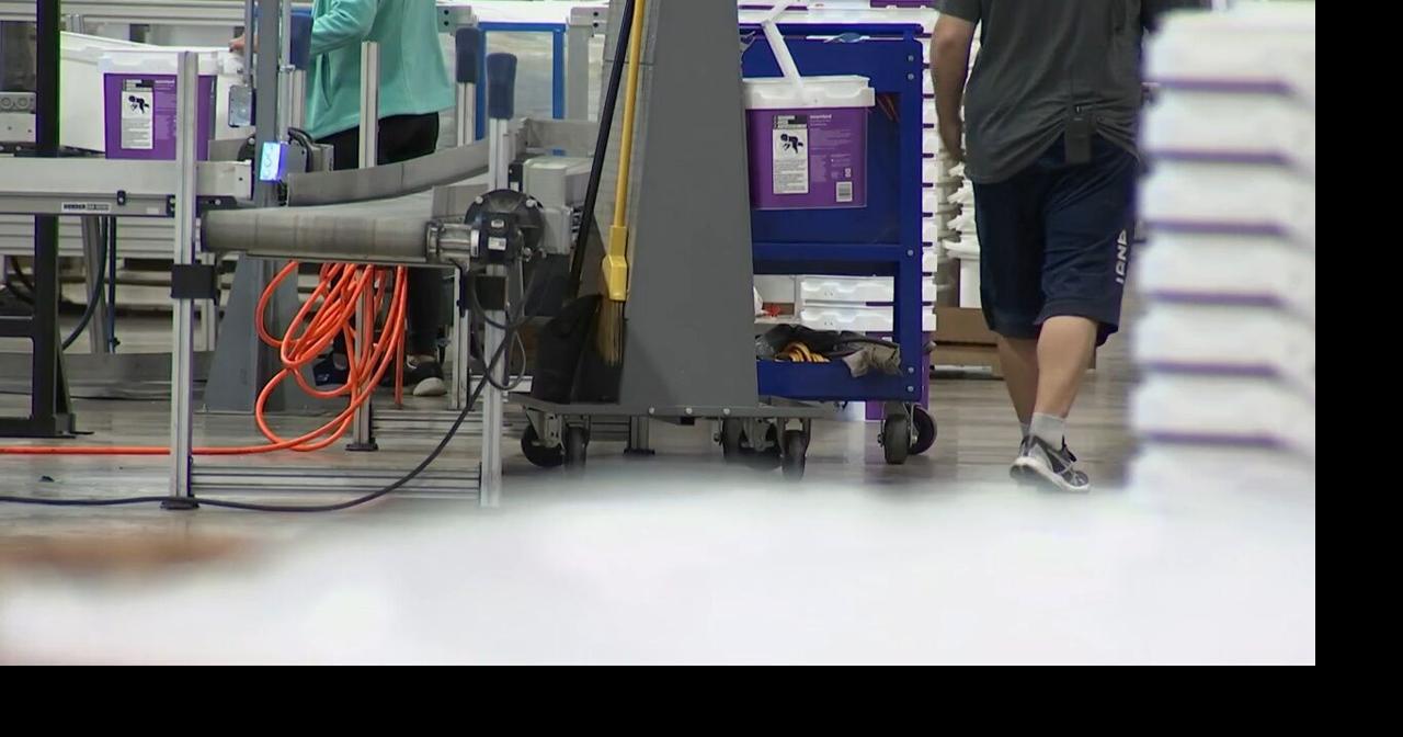 Chattanooga manufacturing company retaining workers while business is ...