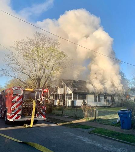 Chattanooga fire crews work early morning house fire Wednesday | Local ...