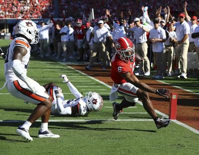 #2 Georgia Bulldogs win sixth straight over Auburn | Local Sports ...
