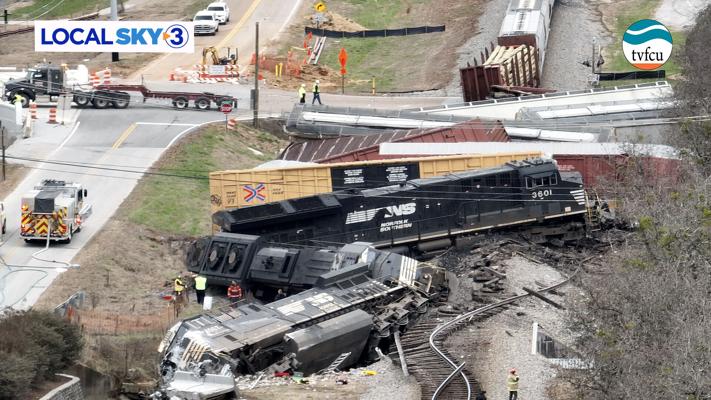 UPDATE: Train derailed in Collegedale after hitting truck carrying concrete bridge beam | Local ...