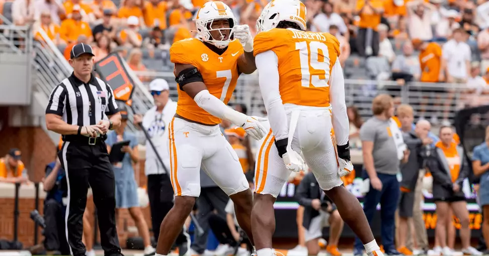 Tennessee stays at #15 in AP Top 25 Poll, Georgia moves up to #5 ...