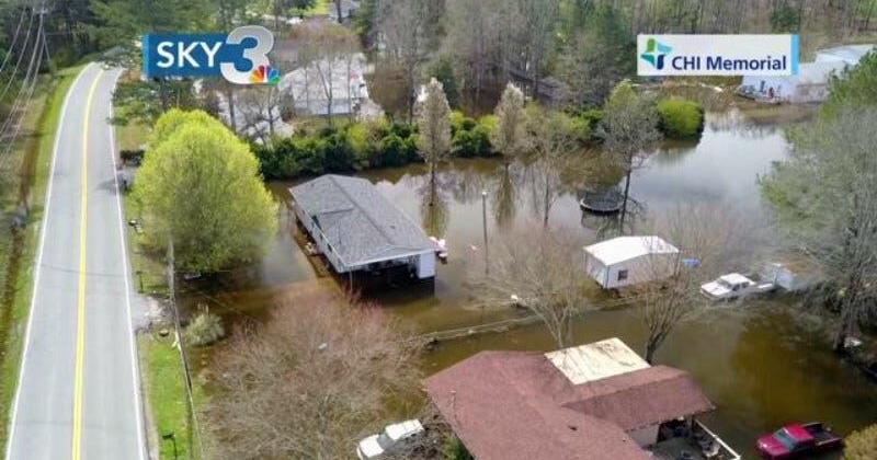Flood repairs in Hamilton County begin without government funding ...