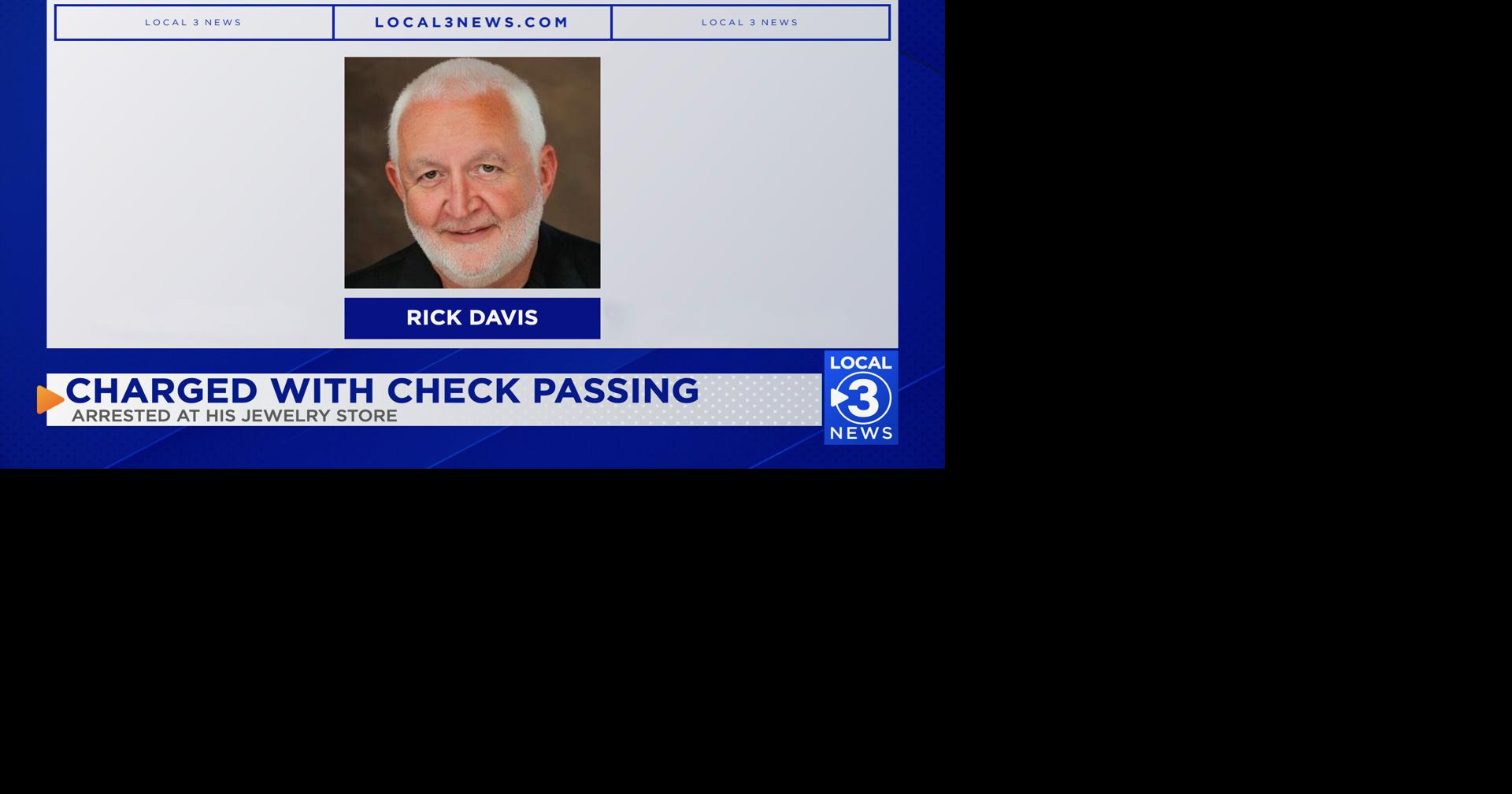 Chattanooga business owner Rick Davis charged with passing worthless ...