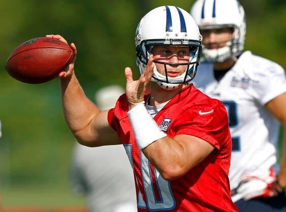 Jake Locker showing signs of growth as Titans QB | | local3news.com