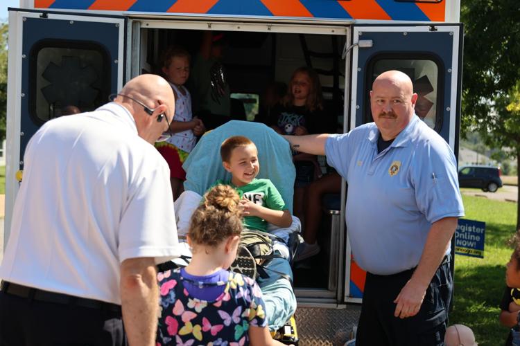 HCEMS visits Lookout Valley Elementary for a 'Show and Tell' | Local ...