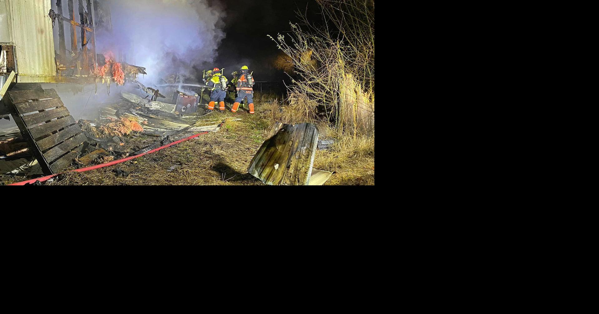 Mobile home destroyed by early morning fire | Local News | local3news.com