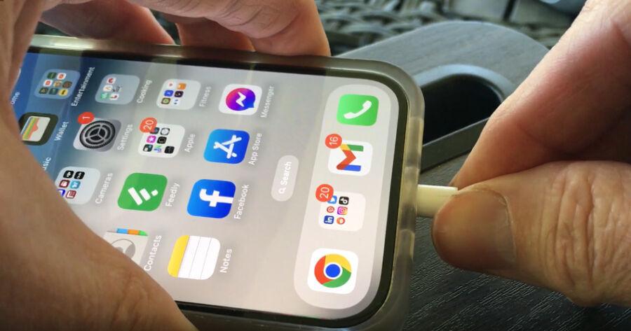 iphone cable catching fire