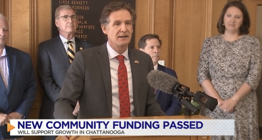 Mayor Kelly, Rep. Fleischmann, & other officials celebrate federal ...