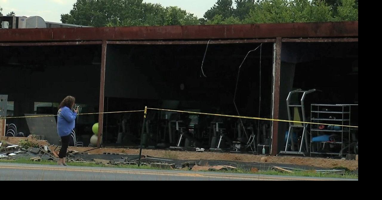 Exterior wall of Firehouse Gym in Calhoun collapses during severe ...