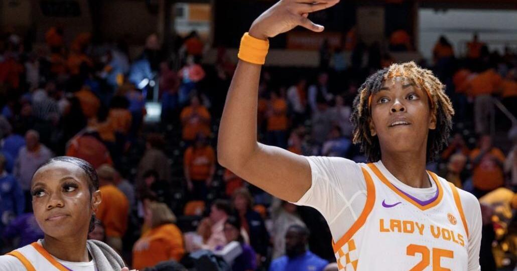 Lady Vols win their eighth straight with season sweep of Florida ...