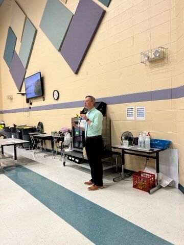 New literacy program donates 500 books, Soddy Daisy elementary school ...