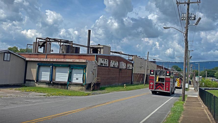 Fire at industrial building in Rossville forces several road closings ...