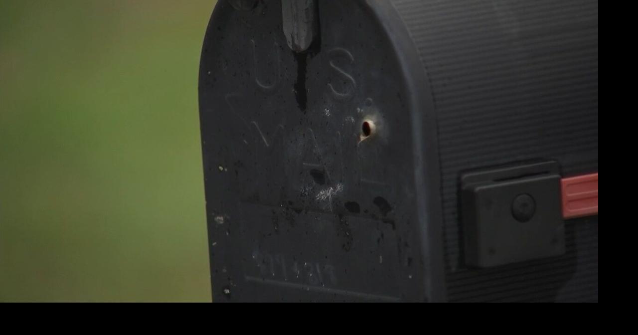 Miscommunication from USPS leads to a MacGyvered mailbox mess on ...