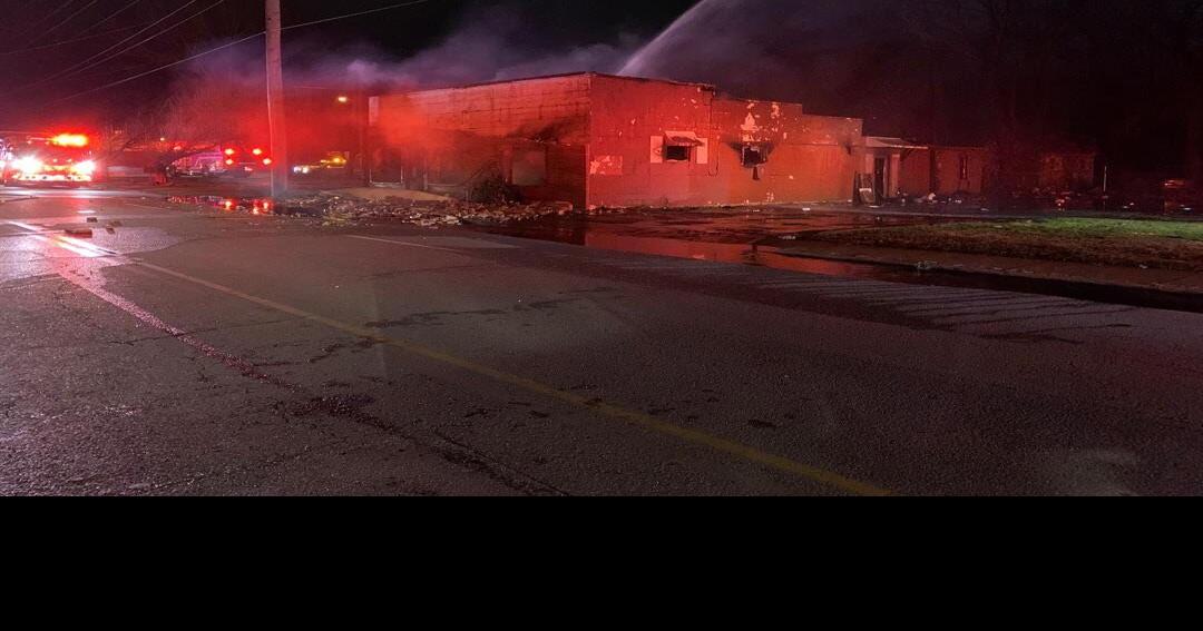 Chattanooga firefighter injured after building collapses during fire ...