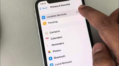 WHAT THE TECH? The functions of the arrow on your iPhone screen | Local ...
