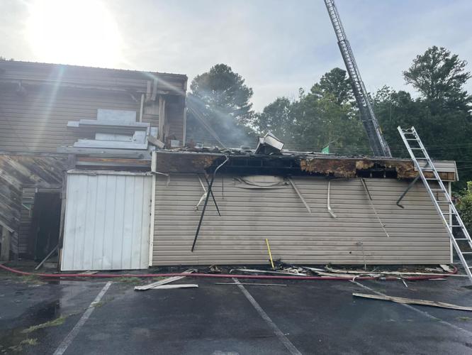 Kitchen fire at Rob's Restaurant & Lounge causes significant damage; no ...