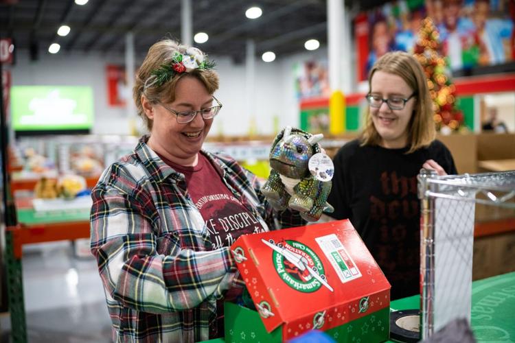 Operation Christmas Child drop-off locations opening next month | Local ...