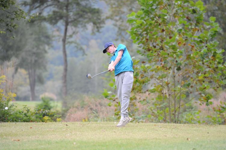 Winfield wins AA Region IV golf championship | Sports | loganbanner.com