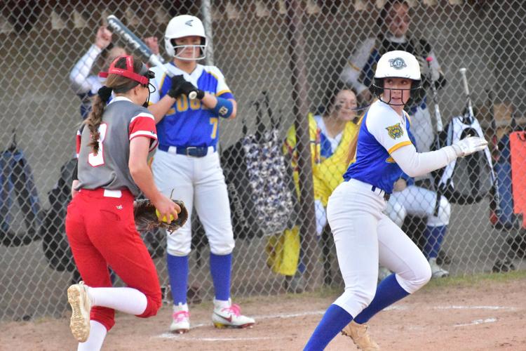 Logan softball squeaks by Poca in home opener | Sports | loganbanner.com