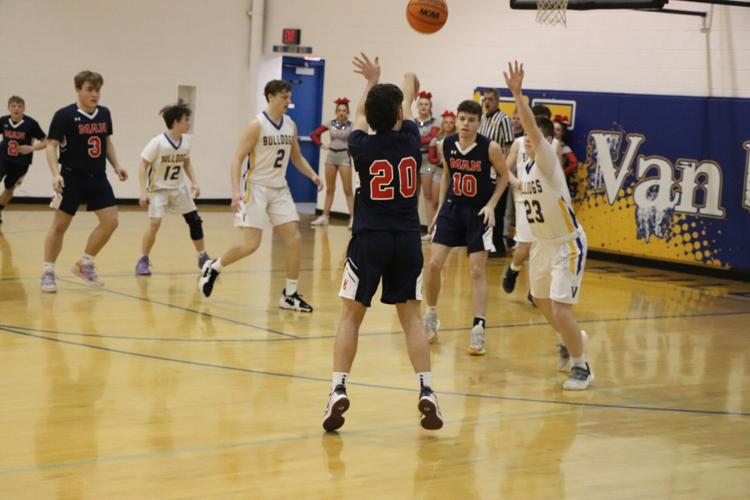 Man gets past Van 62-60 in sectional quarterfinal | Sports ...