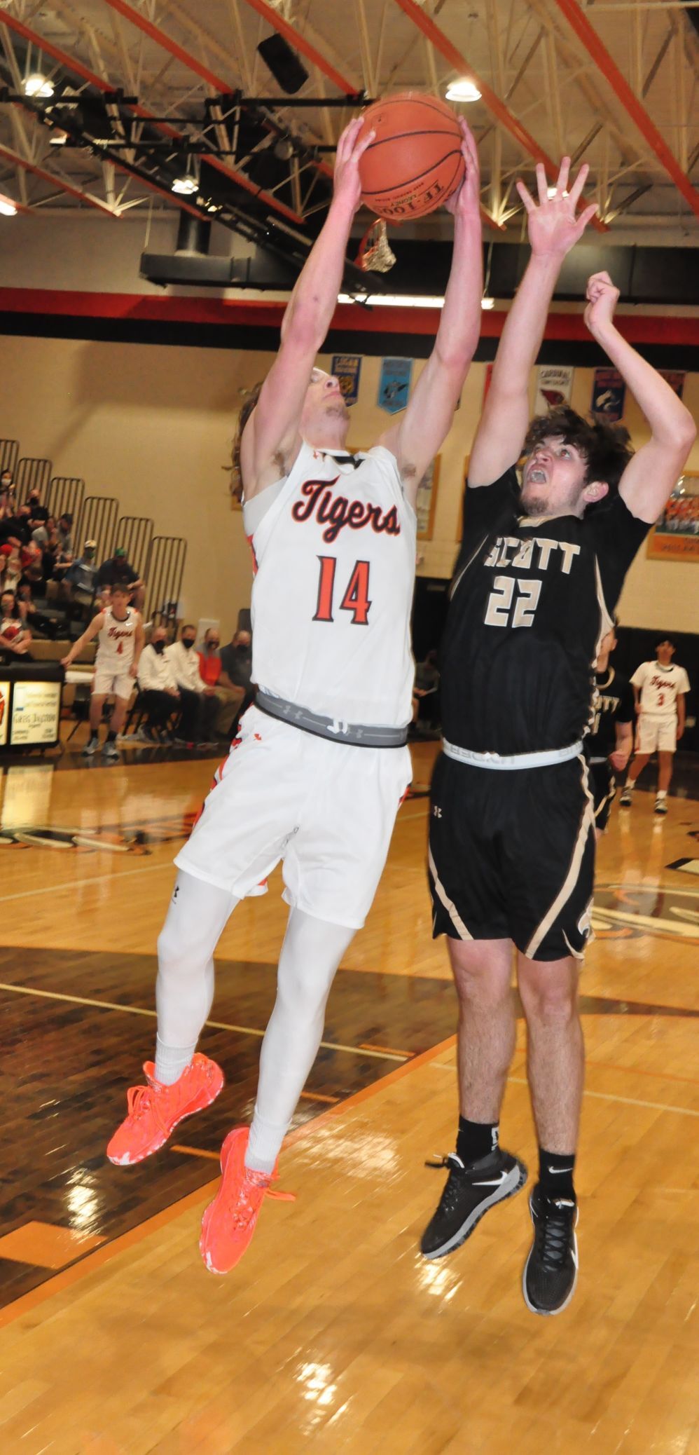 Photos: Scott 54, Chapmanville 53 (High School Boys' Basketball ...