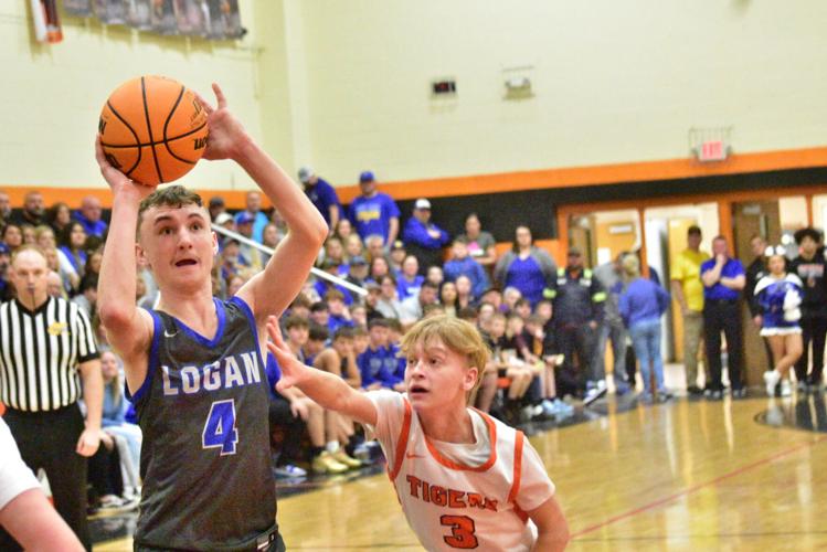 Timberwolves sweep season series over CMS with 47-42 win | Sports ...