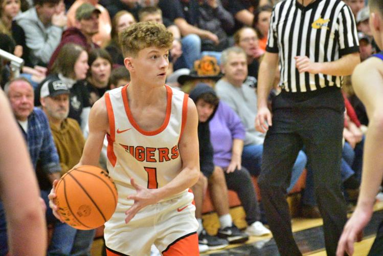 Timberwolves sweep season series over CMS with 47-42 win | Sports ...