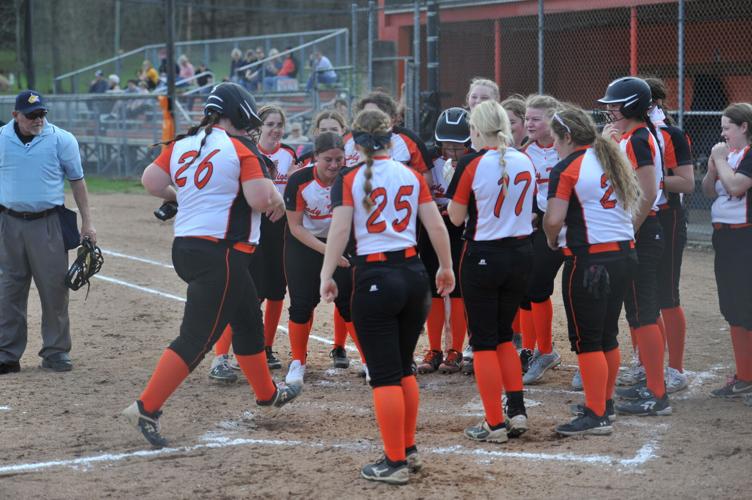 Chapmanville softball tops Belfry, 11-6 | Sports | loganbanner.com