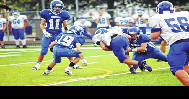 LMS football team downs Ripley, 34-26 | News | loganbanner.com