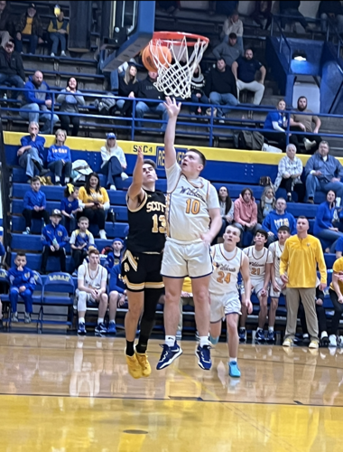Logan boys win home thriller over Scott, 59-55 | Sports | loganbanner.com