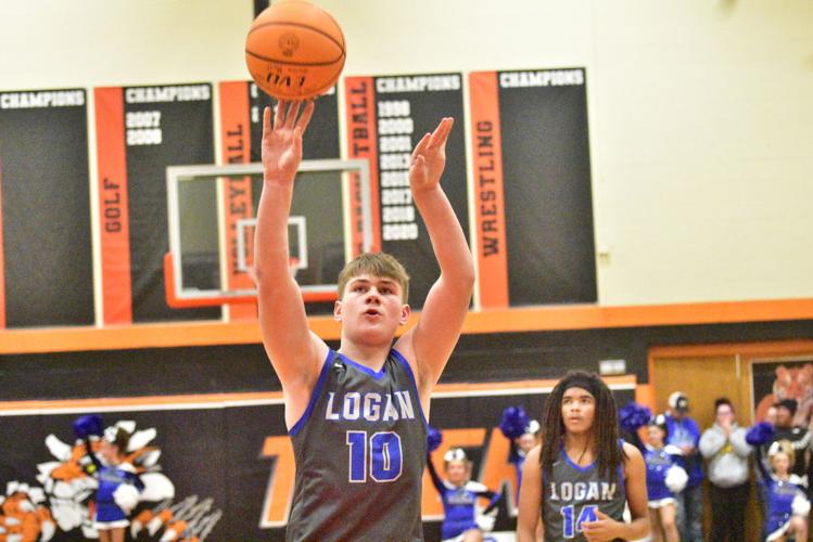 Timberwolves sweep season series over CMS with 47-42 win | Sports ...